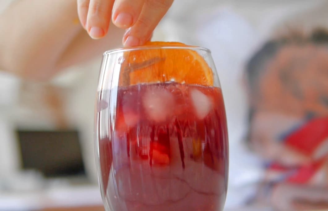 Sangría de Vino: Refrescante y Deliciosa - Paulina Cocina