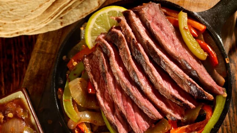 Bistec a la mexicana: sabor y tradición - Paulina Cocina