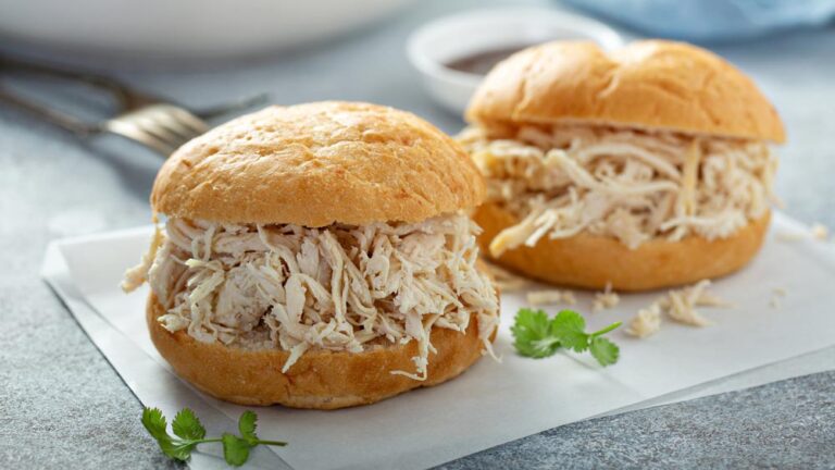 Panes con Pollo Salvadoreños Sabrosos - Paulina Cocina