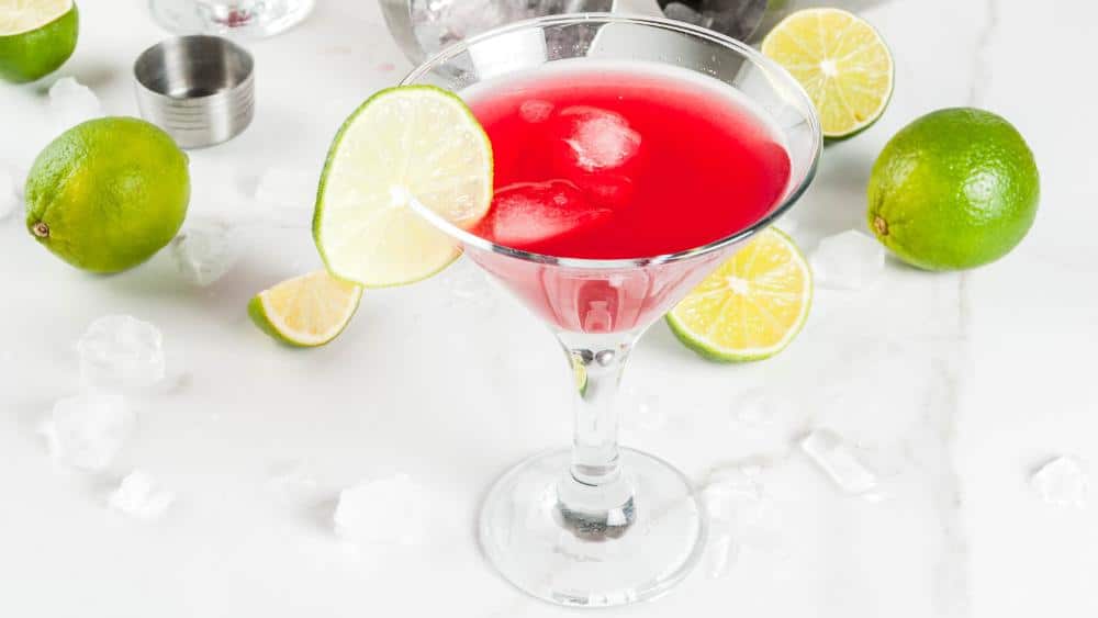 Receta del cóctel Cosmopolitan en 3 pasos - Paulina Cocina