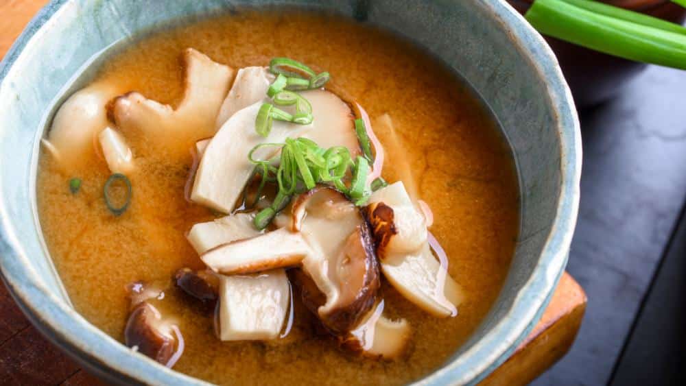 Receta fácil de Sopa Miso en 3 pasos - Paulina Cocina