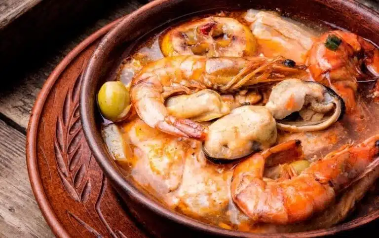 Cómo hacer Caldo de Mariscos en 5 pasos - Paulina Cocina